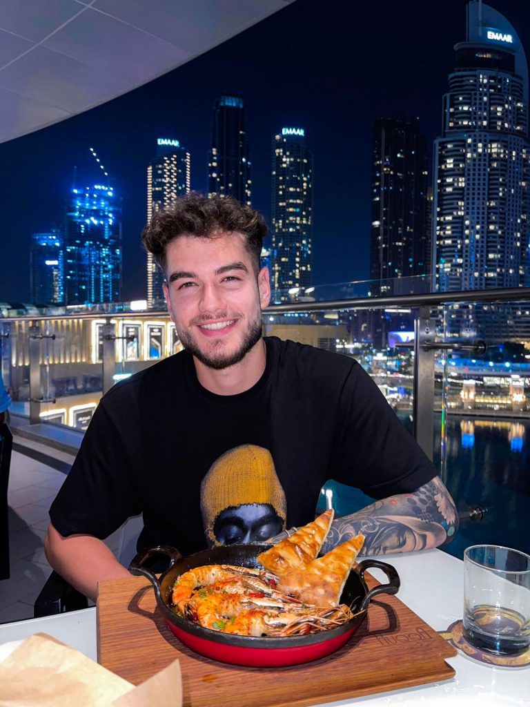 Interviu cu influenceri: THEO ZECIU | FTSHP blog